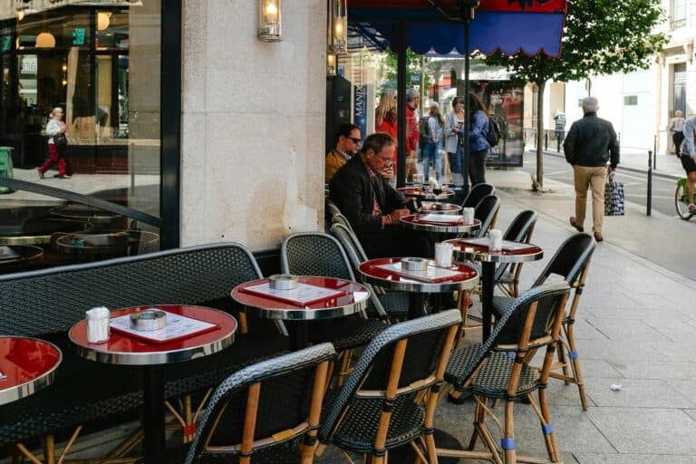 The Best Local Shops and Markets in Slough for New Residents